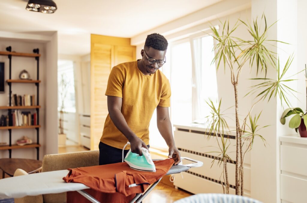 Cómo Planchar Ropa En 5 Pasos | Electronow